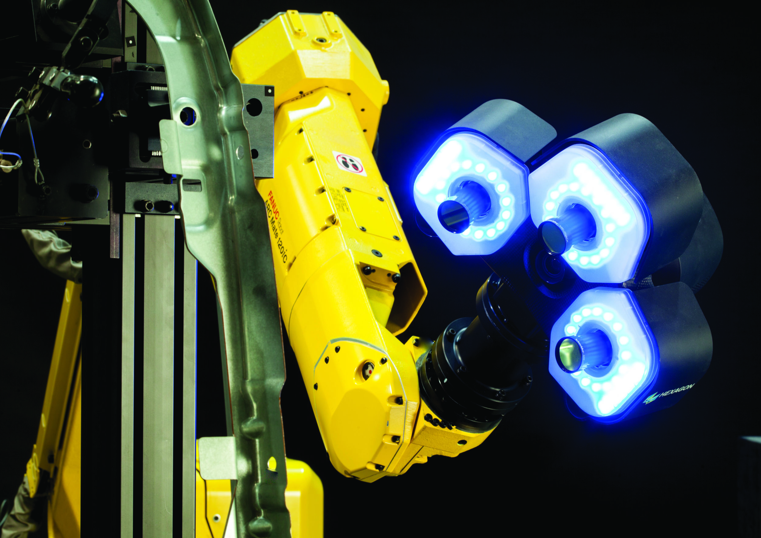 Kompaktes automatisches Messsystem | ROBOTIK UND PRODUKTION