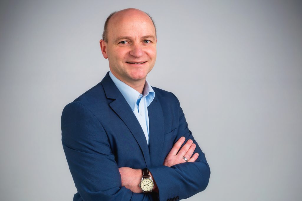 Stefan Mooren, Leiter Anwendungstechnik bei Castrol, im Interview ...