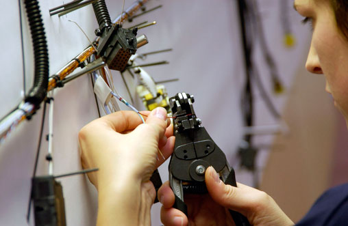 Den Kabelstrang bis hin zur Fertigung planen | IT&Production