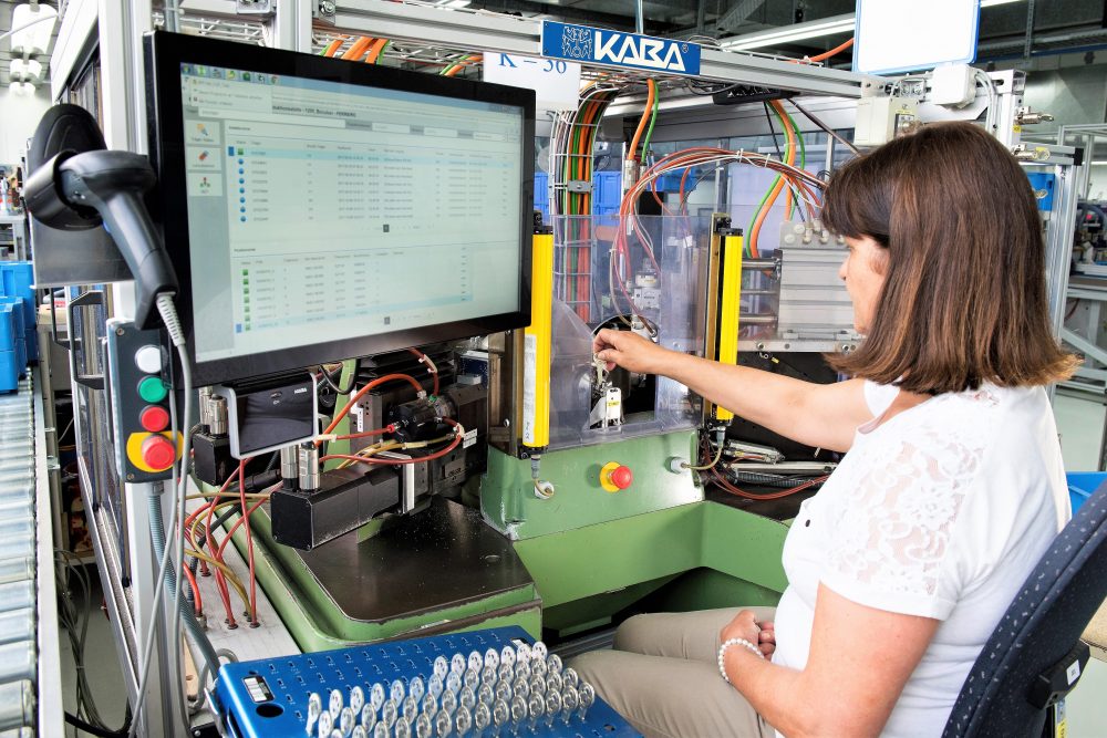 dormakaba Holding AG: Fertigung steuern mit Standardsoftware