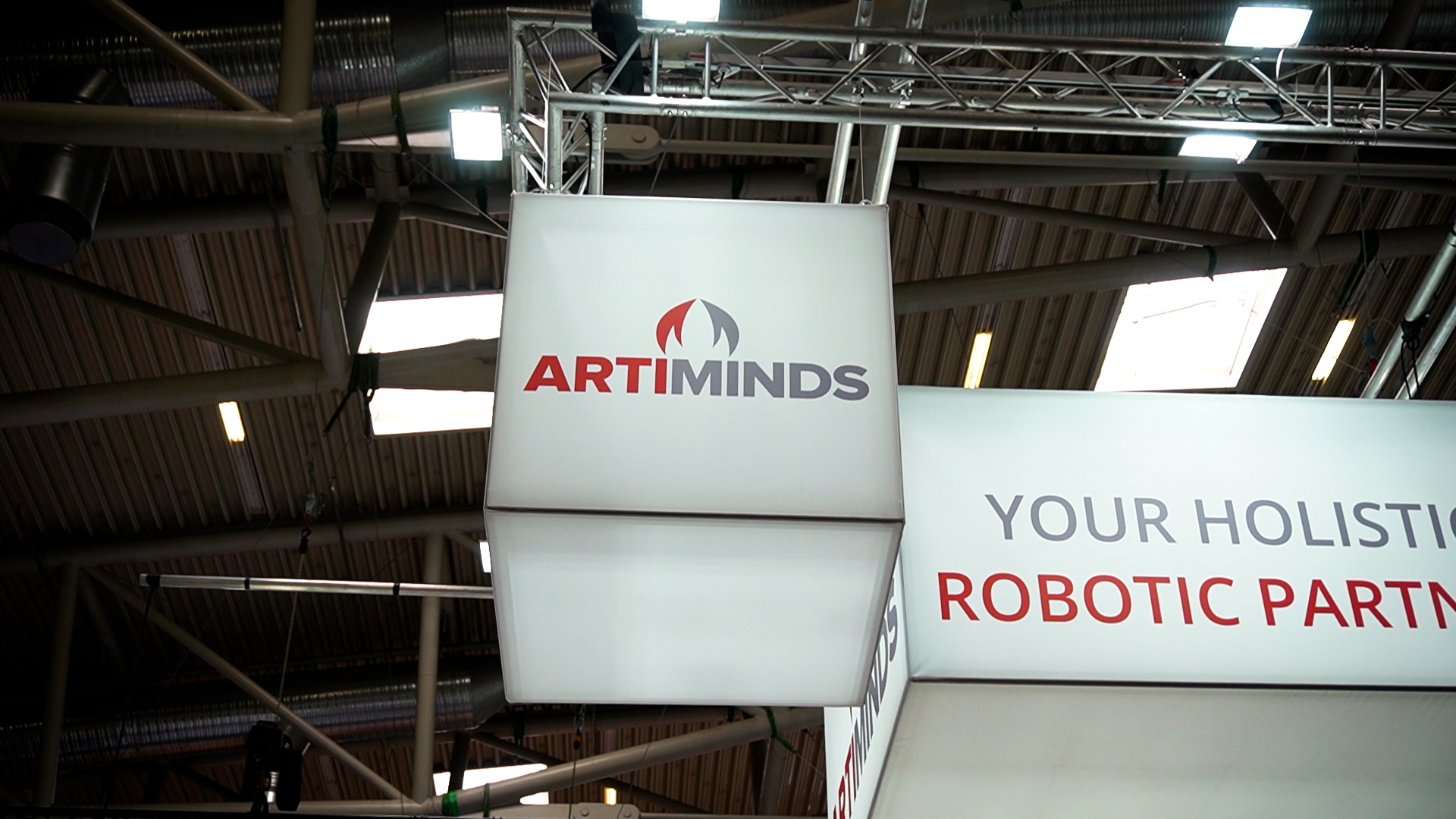 ROBOTIK-TV auf der Automatica zu Besuch bei Artiminds - SPS-MAGAZIN