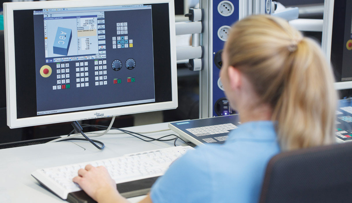 Ausbildungspaket für die CNC-Programmierung | Der Maschinenbau
